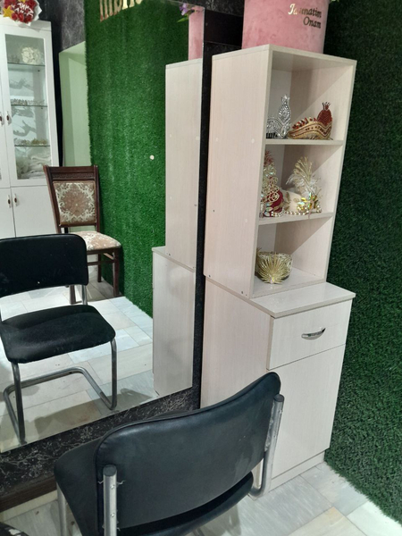 Kelinlik saloni jihozlari