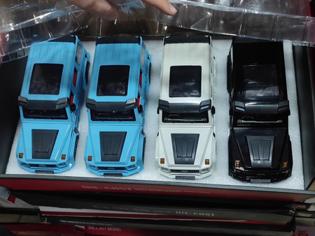 Железная машинка Гелик Ваген Brabus AMG модель 1:18 - Доставка