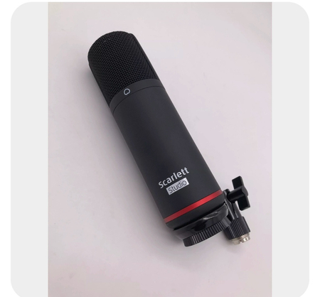 Skarlett studio mikraphone profisanal!
