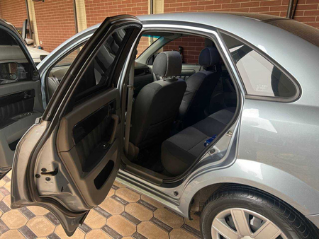 Chevrolet Lacetti 2013 год