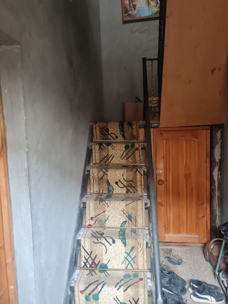 Uchaska hovli  Yakkasaroy 1.5 sotix