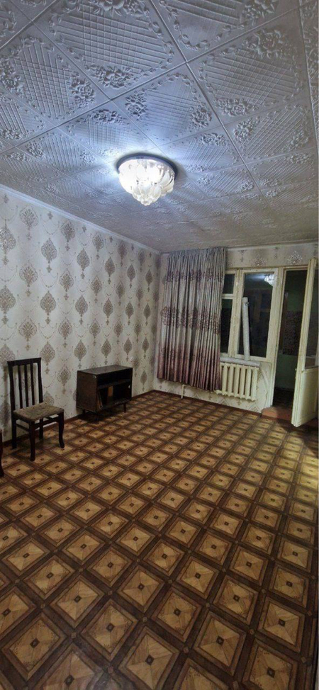 Горит.  1 комнатная Срочно.  Цена 43500$