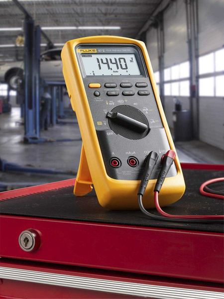 Цифровой промышленный мультиметр Fluke 87V