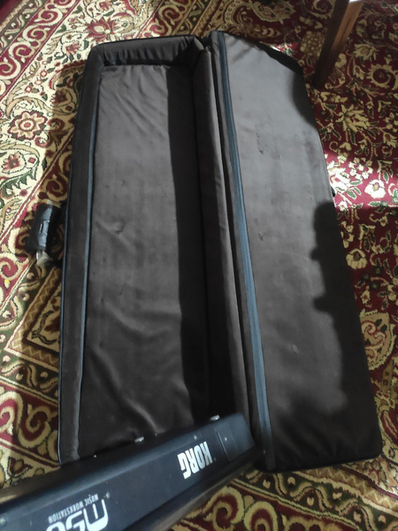 KORG M50 Sintezator