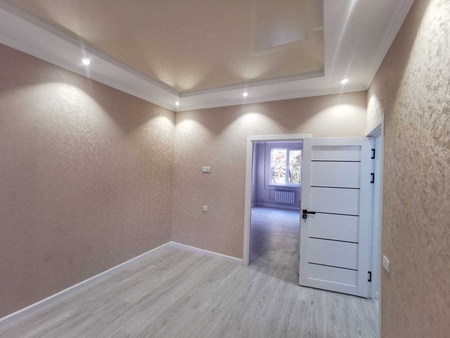 (К127102) Продается 2-х комнатная квартира в Чиланзарском районе.