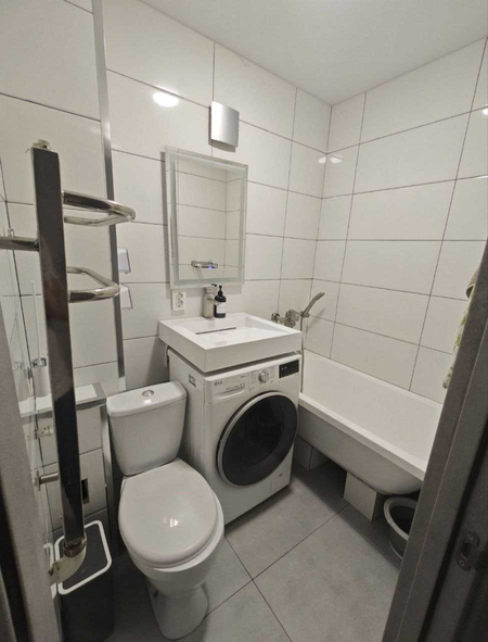 Продается квартира Буюк ипак йули метро 1/4/4 евро 38м²