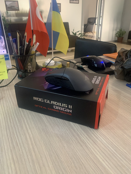 Игровая мышка (Арзонга) Asus ROG