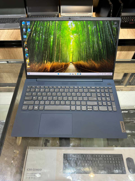 Lenovo ideaPad 5 Сенсорный Intel Core i7-1065G7 озу12гб 256ssd