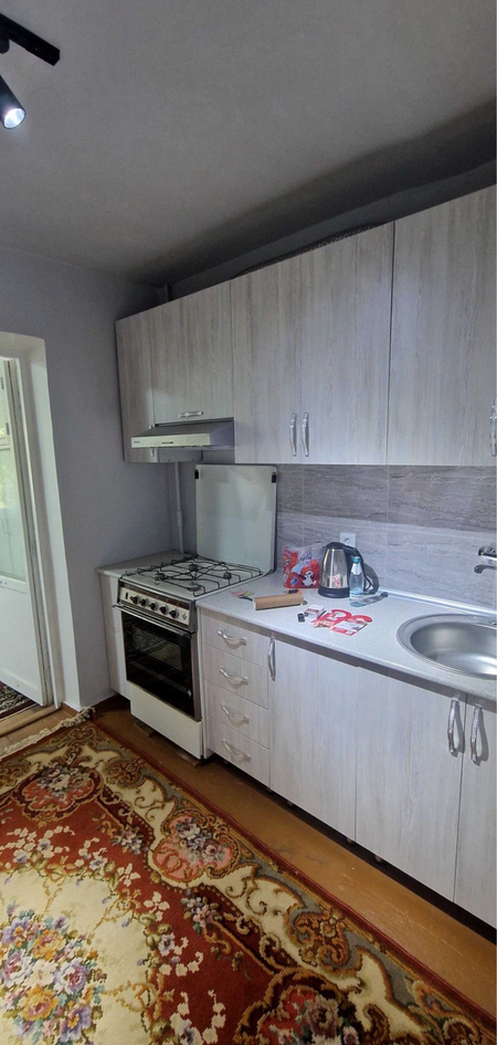 Id 23 продается кватира на максим горький 3/4/5