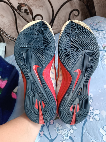Оригинальные кроссовки Nike