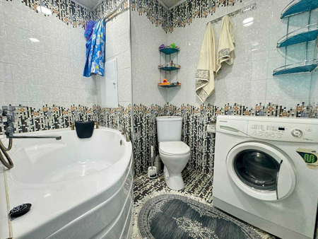 Чиланзар 7кв 2/3/4
Орр Улица Muqumiy Площадь-46м²
Евроремонт
Меб техни
