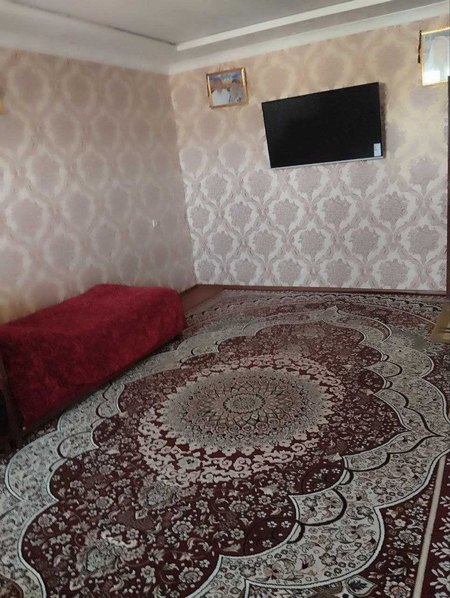 № 1421 4хкомнатная квартира на 3 этаже по ул. Рудакий