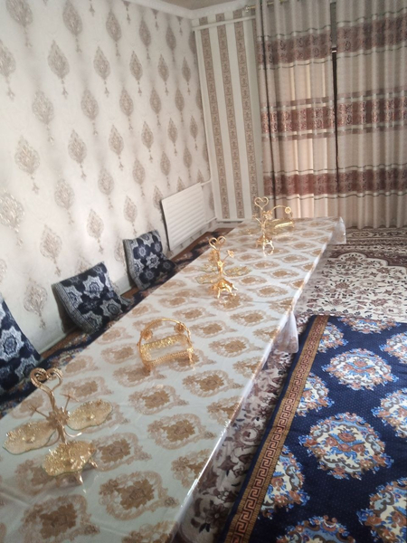 Srochna eski shaxar yulga yaqin joydan xovli sotiladi yoki kv ga obmen