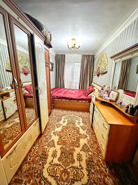 Чиланзар Хамза метро 3/3/4 73.5кв.м Чистая квартира с ремонтом Срочно