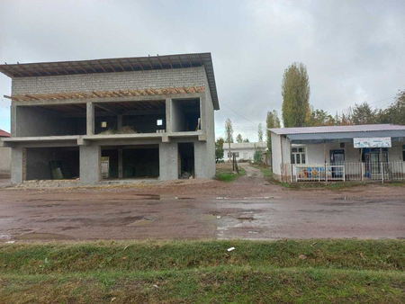 Uy Sotiladi Jangabayda