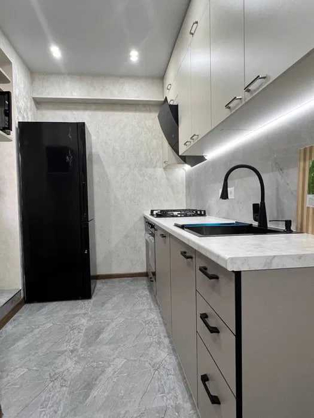 Срочно продается Квартира на центре Ц2 1в2