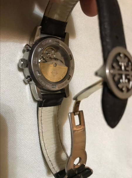GUESS, Rolex, HUBLOT часы sotiladi