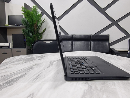Мощный ноутбук DELL Latitude E7450