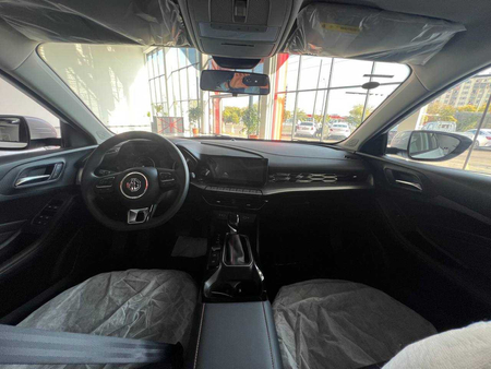 MG 5, Elantra va Monzani orniga