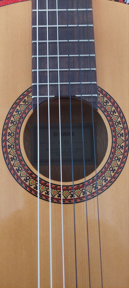 Gitara Yamaha c45 kallasika