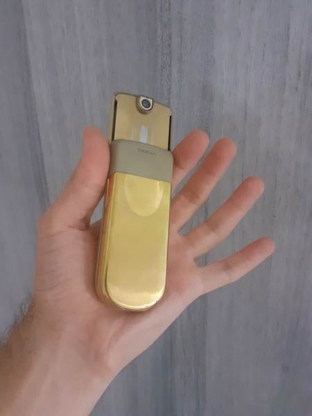 Nokia 8800 gold sotladi