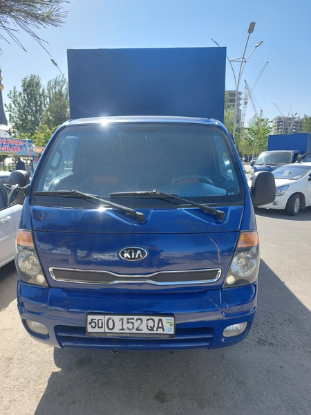 Kia Bongo Realni oladiganla tel qilina variantga Yoq