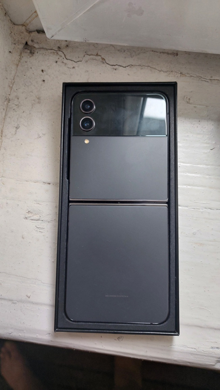 Samsung z flip 4