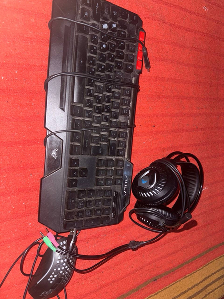 Klavitura mishka nayshnik komplekt RGB