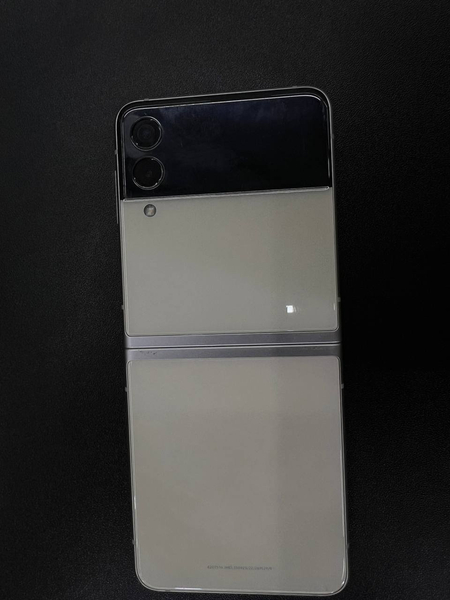 Samsung Z flip 3