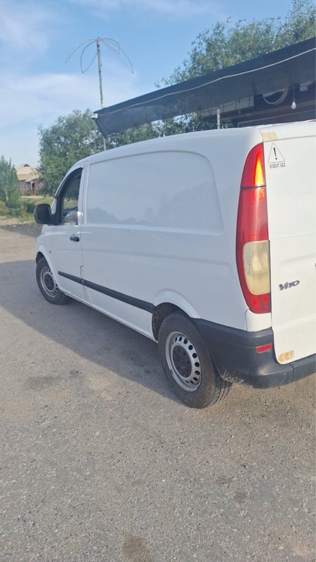 2008-y  Mercedes Vito