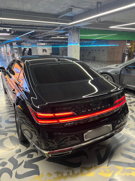 Genesis G90 Лонг 2020 3.8 Атмосферный