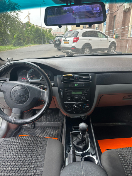 Продаю свою машину 2016/2017 года Lacetti азиатка