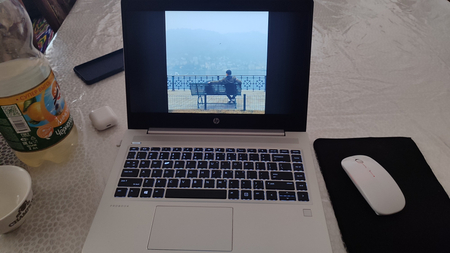 Hp Ryzen 5 noutbook