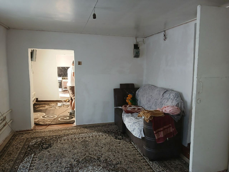 Sirochni sotiladi uchaska 5,5 sutik