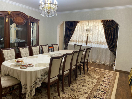 Дархан Продается 4 комнатная квартира ремонт метро Х.Алимджана