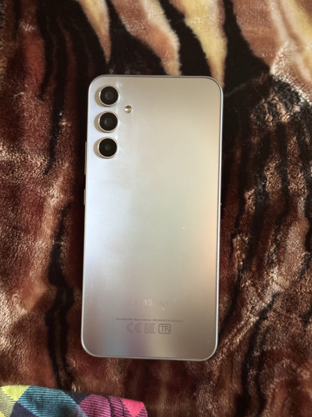 Продам телефон Samsung А34