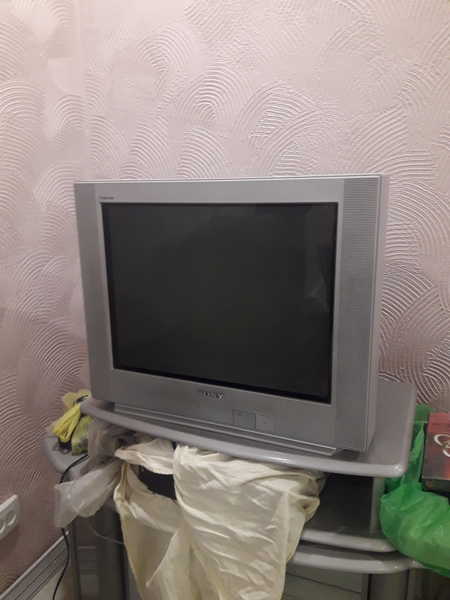 продам телевизор sony