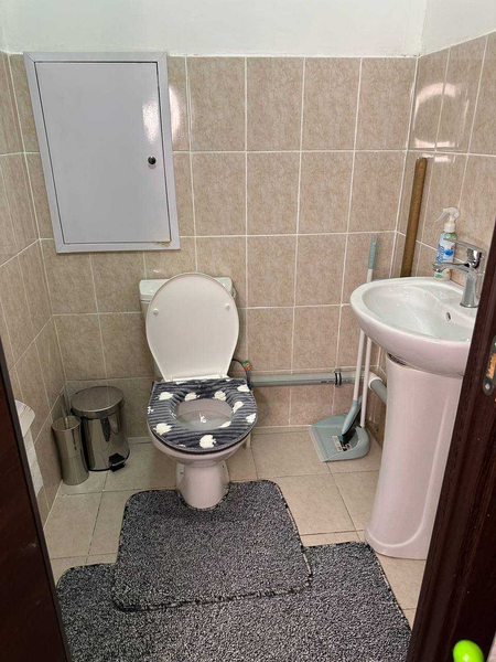 uy sotiladi sergili 10 xudud 2 xona 6500$