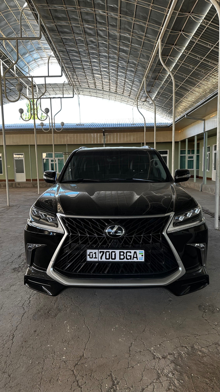 Lexsus 570 supersport