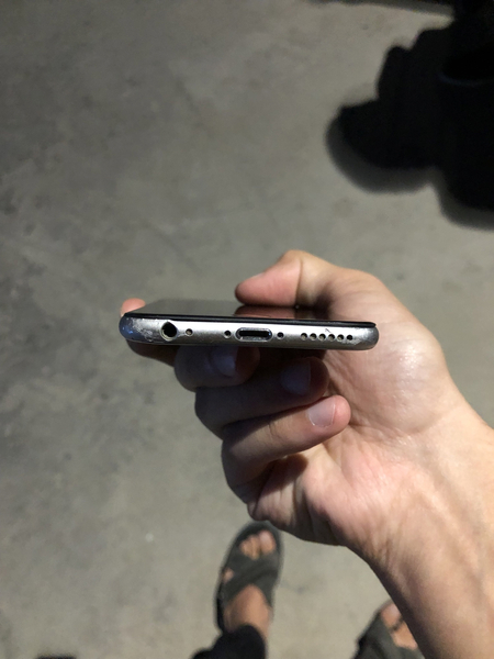 Iphone 6 karobka dokument bor