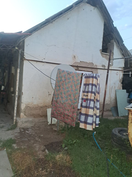 Srochna Uchastka sotiladi obmen bor domga