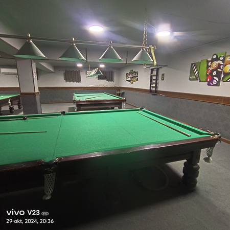 Billard stollar sotiladi