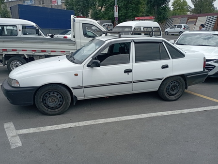 Нексия 1 , в хорошем состоянии , кондиционер ...