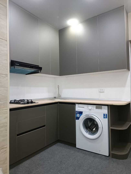 Продаётся квартиры 1/4/4 на Юнусабадском районе (J2285)