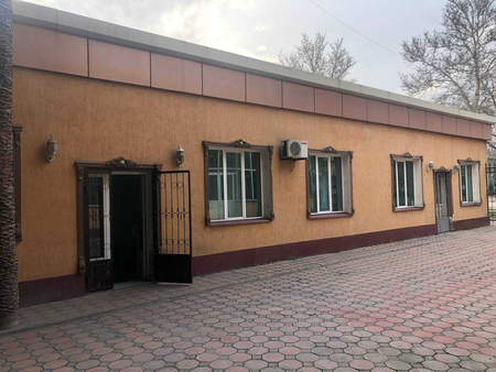 Продается готовый бизнес комплекс на международной трассе в г. Ангрен.