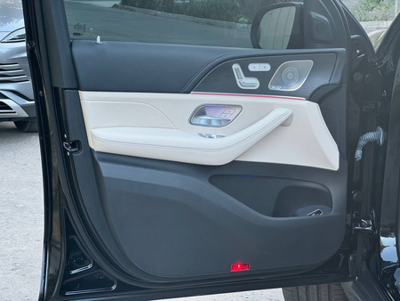 Mercedes Benz gls 450