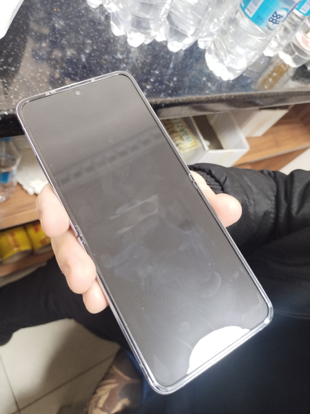 Samsung galaxy Z flip4