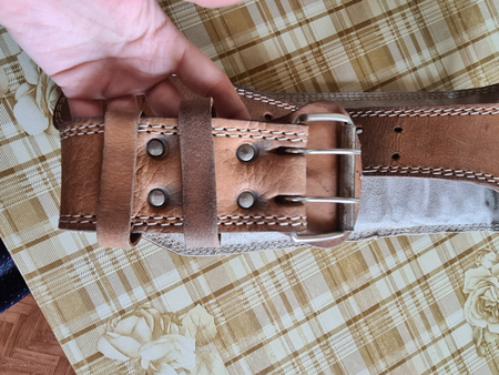 Атлетический пояс ( кожа ) ПРОДАЮ СРОЧНО