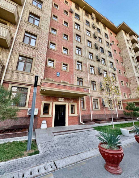 Golden Housе 4/5/9 кирпичный Ресторан Дунё
