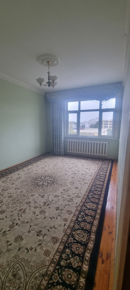 Chilonzor Farhod bozori roʻparasidan 3 xonali 63kv uy sotiladi